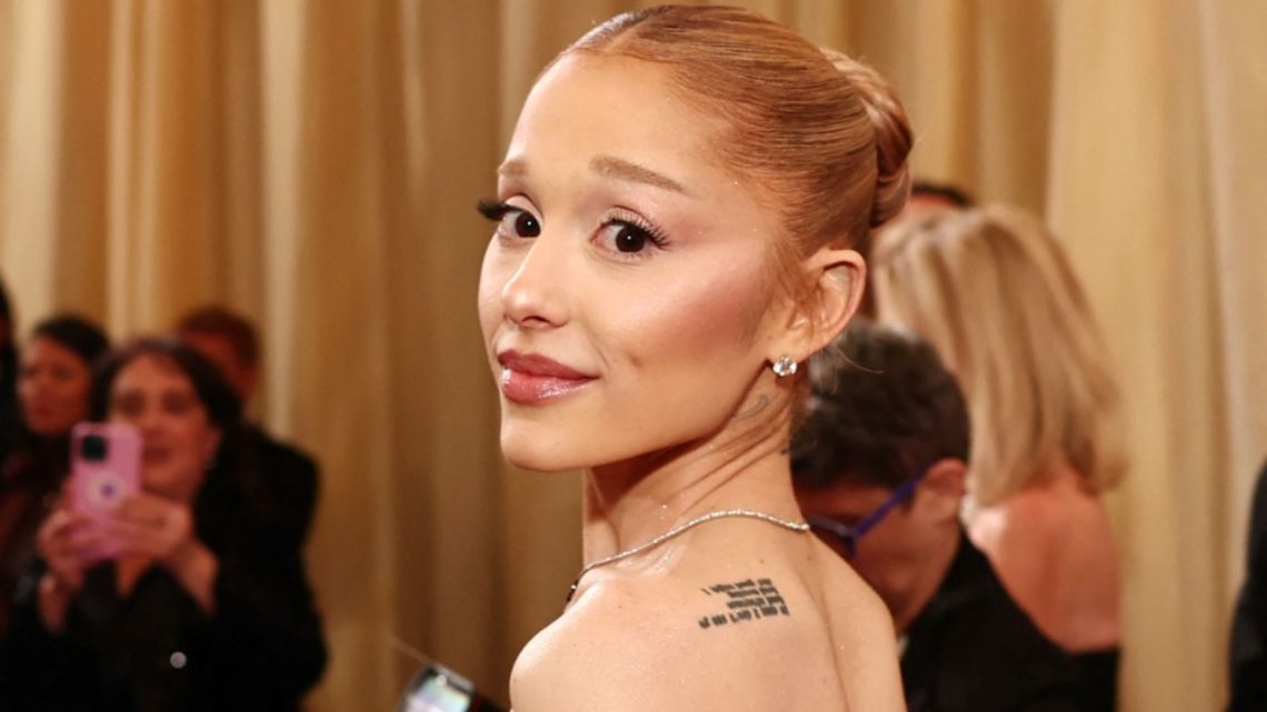Ariana Grande llegó a los Premios Oscars 2025 y habló sobre su primera temporada de premiación ...