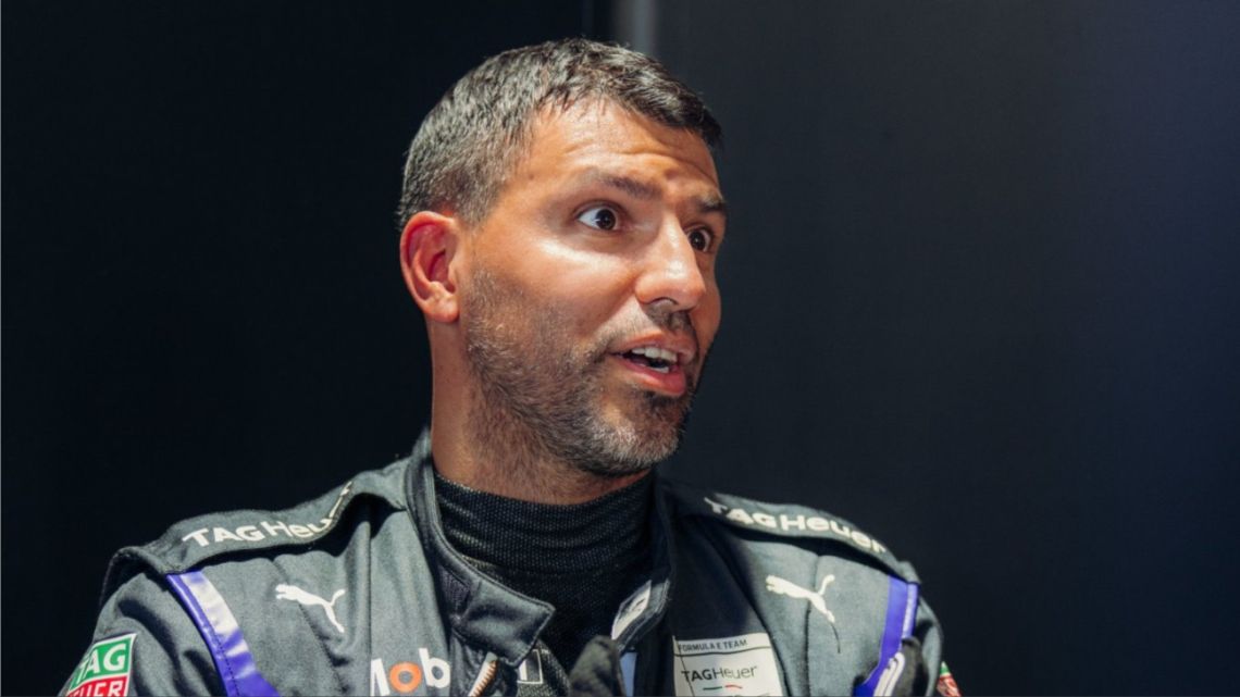 El Kun Agüero debutó en la Fórmula E y protagonizó un momento viral por ...