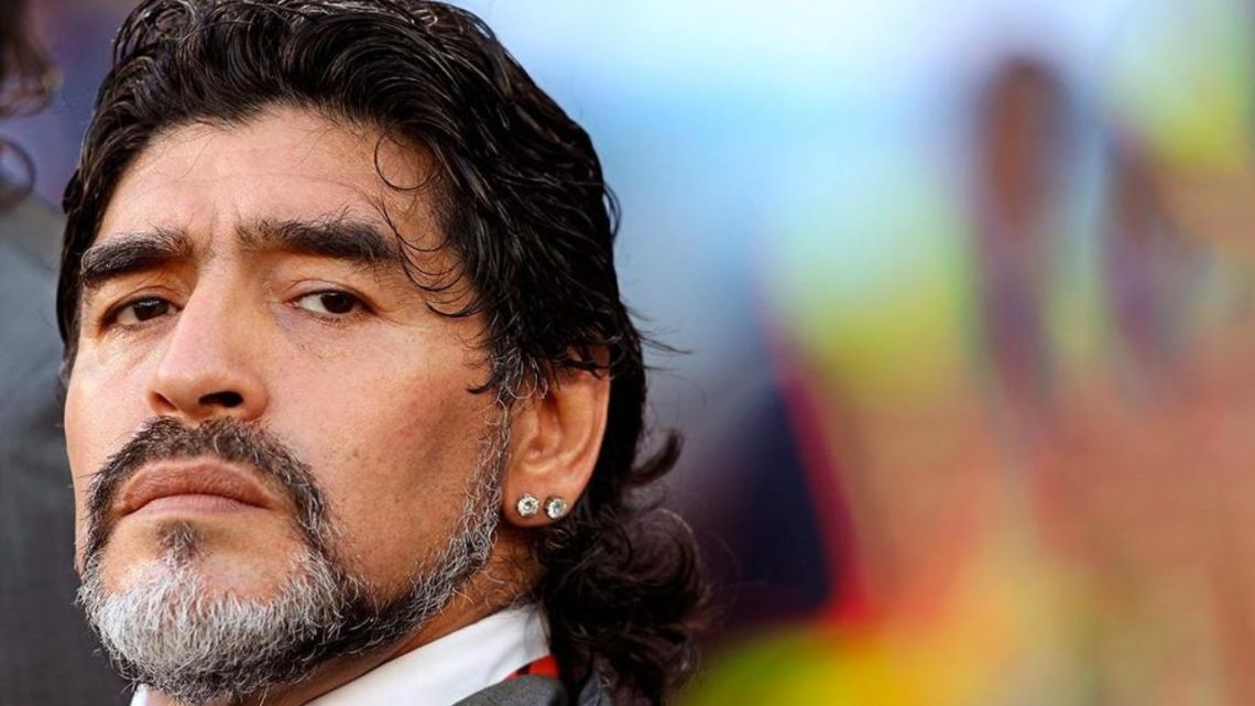 El fiscal mostró una foto del estado en el que fue hallado Diego Maradona | Perfil