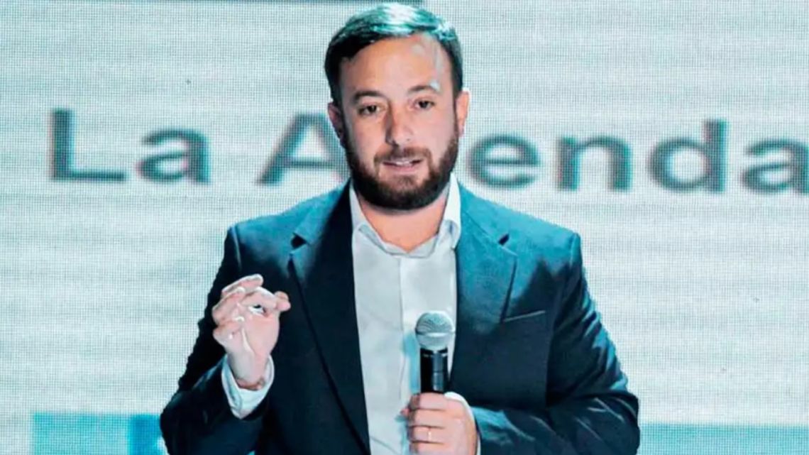 Para Agustín Laje, "una bala de goma que reprima a un zurdo es motivo ...