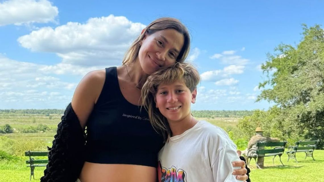 La dulce sorpresa de Momo para Jimena Barón al regresar de su viaje ...