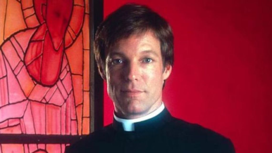 Murió Richard Chamberlain, el galán de "El pájaro canta hasta morir ...