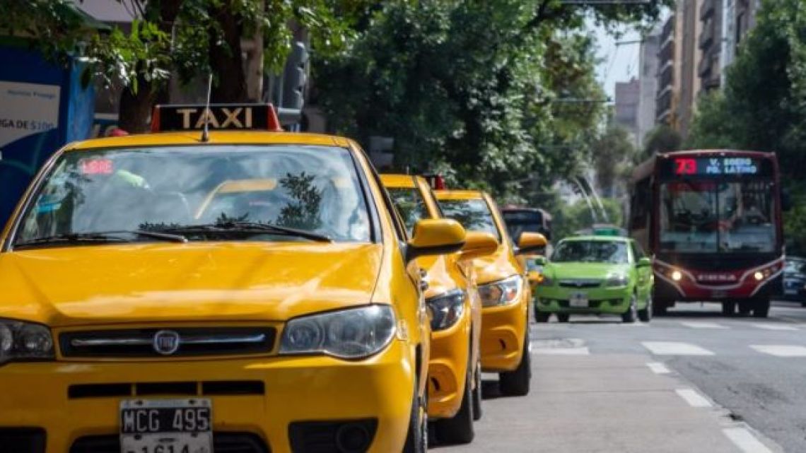 El 30% de los taxis de Córdoba usa Uber, según datos de la empresa ...
