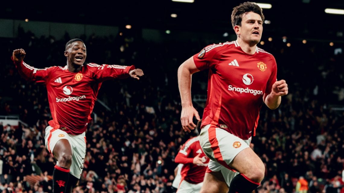 Tres goles en siete minutos y una ciudad de pie: Manchester United es ...