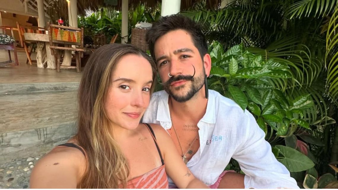 Camilo se tatuó una vaca lechera en honor a su esposa Evaluna | Caras