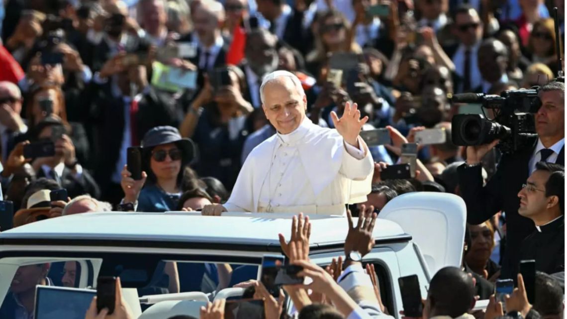 L´Osservatore Romano y una edición especial dedicada a León XIV: "¡Nunca más la guerra!" | Perfil