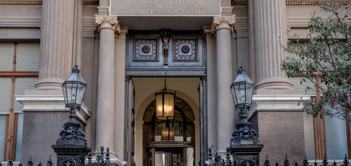 Central Bank steps up defence of peso as assets slide | Buenos Aires Times