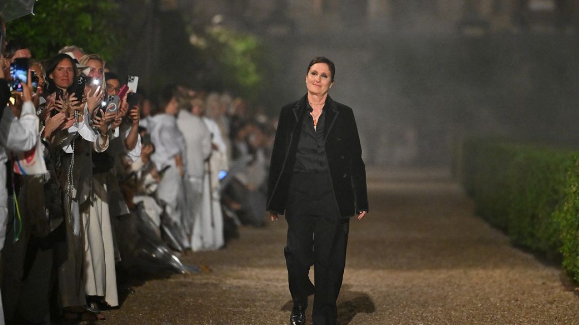Un capítulo de Dior se cierra con la salida de la diseñadora italiana ...