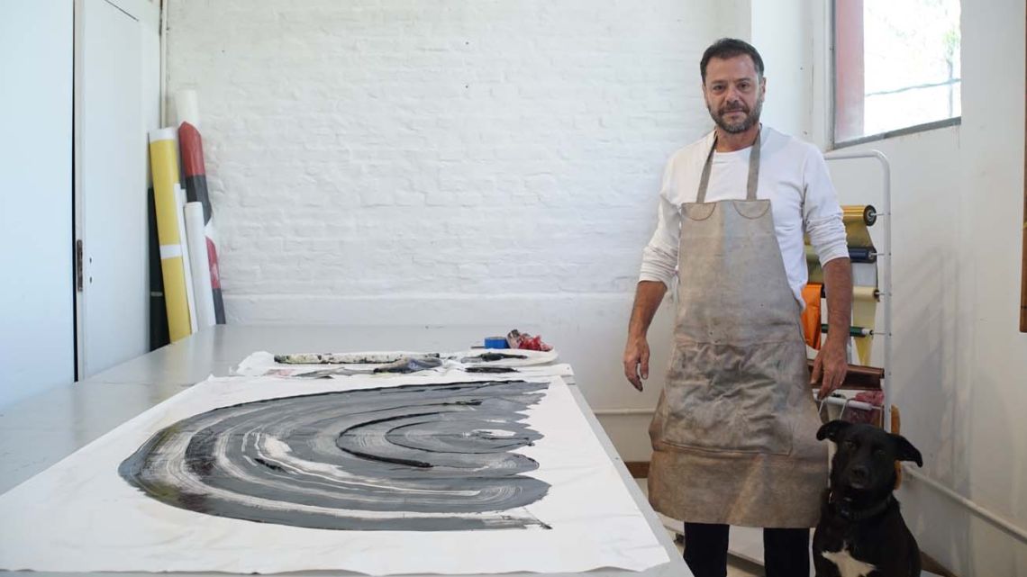 Martín Churba presenta su arte textil en Herlitzka & Co.: trazos ...