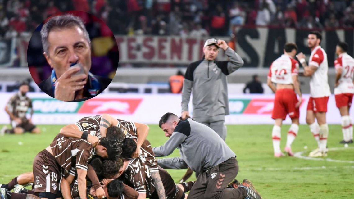 Kudelka y su beso a la medalla del subcampeón: la explicación del DT | 442