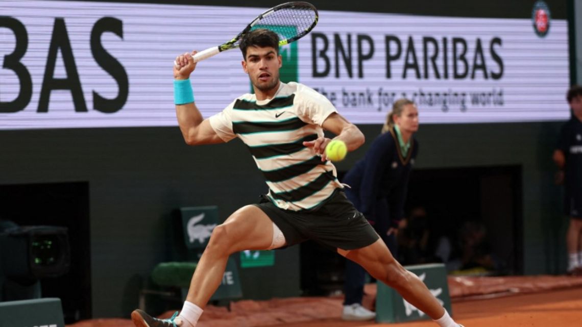 Carlos Alcaraz demolió a Tommy Paul y se metió en las semifinales del ...
