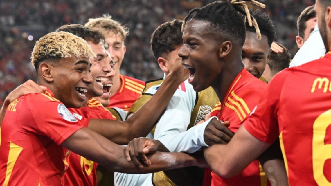 Francia quedó eliminada, España va a la final y los memes fueron furor ...