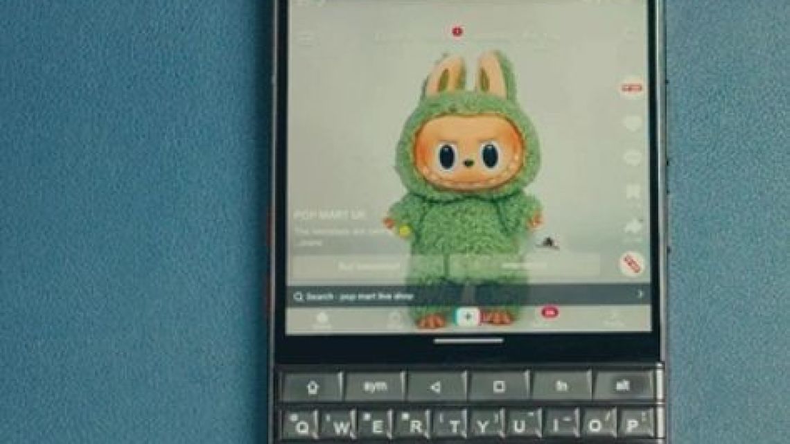 ¿El regreso de los BlackBerry? Unihertz lanza el Titan 2, un smartphone con teclado físico y ...