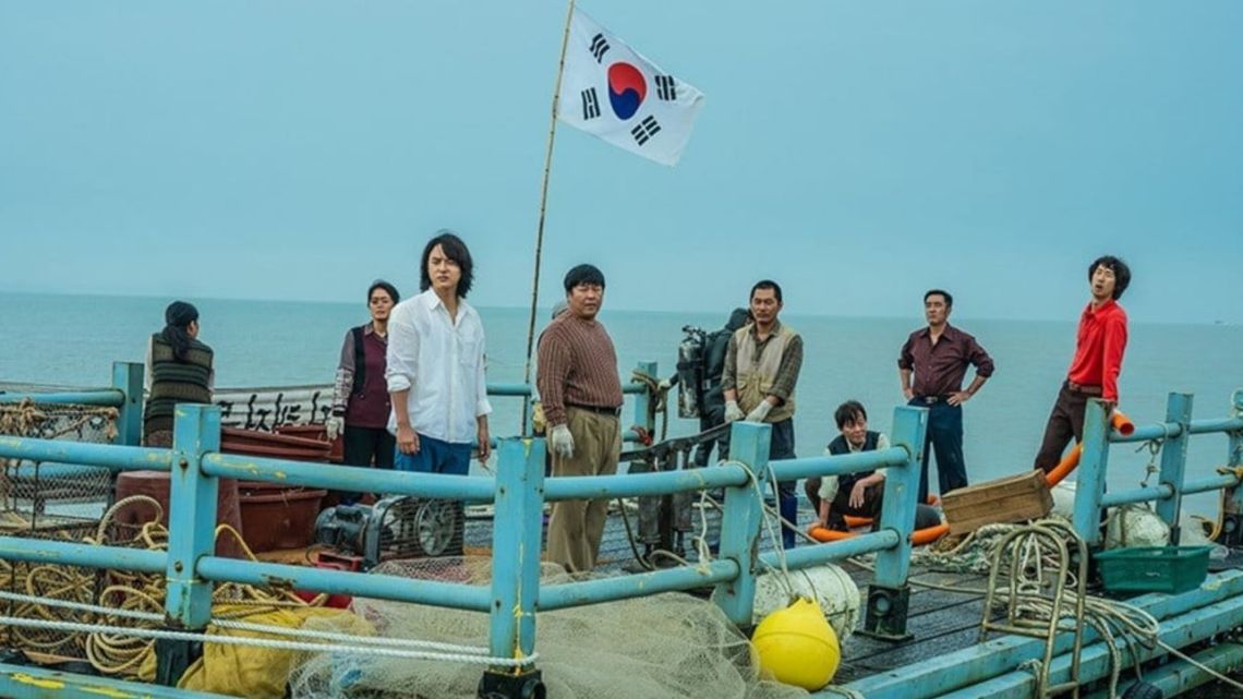 Disney revela imágenes del próximo drama "Low Life" con Ryu Seung Ryong ...