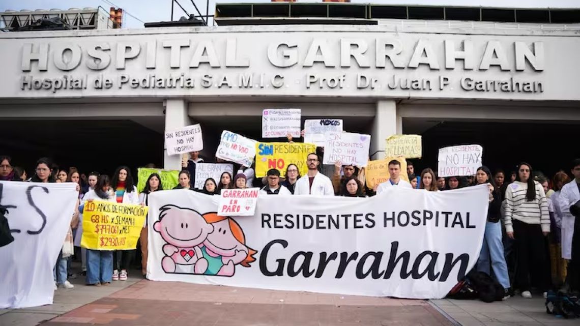 El Gobierno cambia el sistema de residencias y en el Garrahan denuncian ...