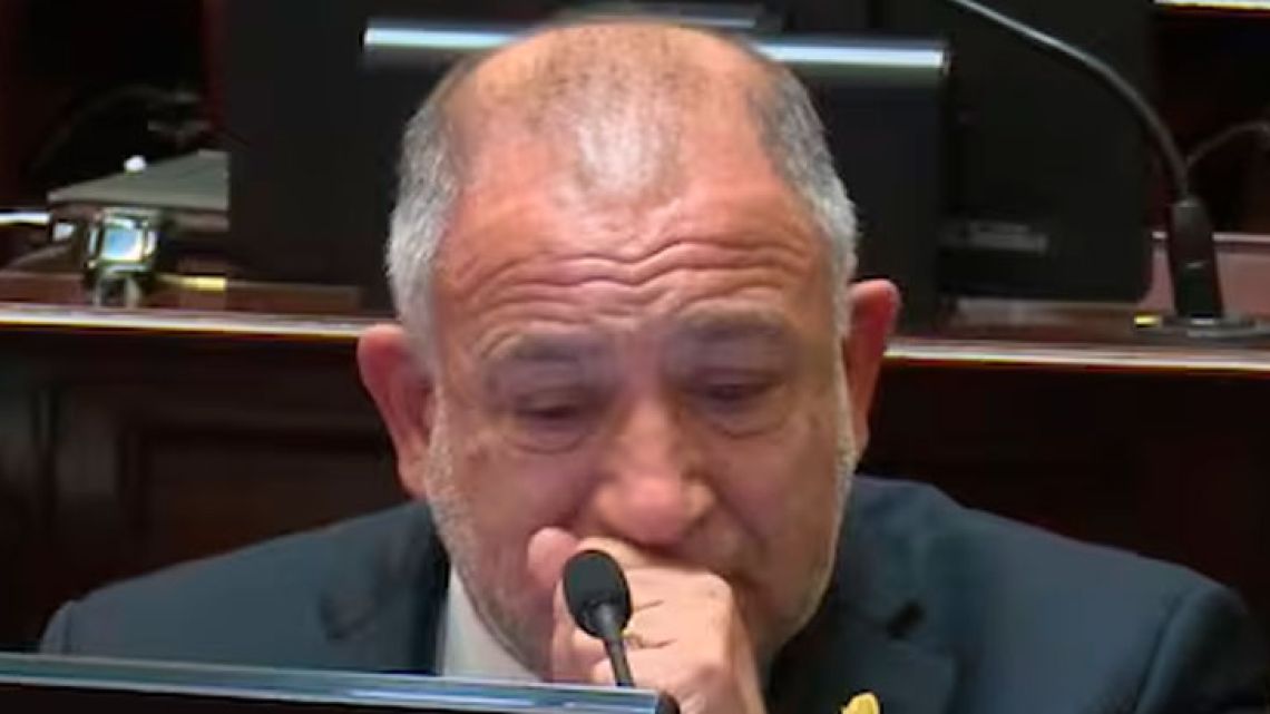 Luis Juez se quebró al defender la emergencia en discapacidad ...