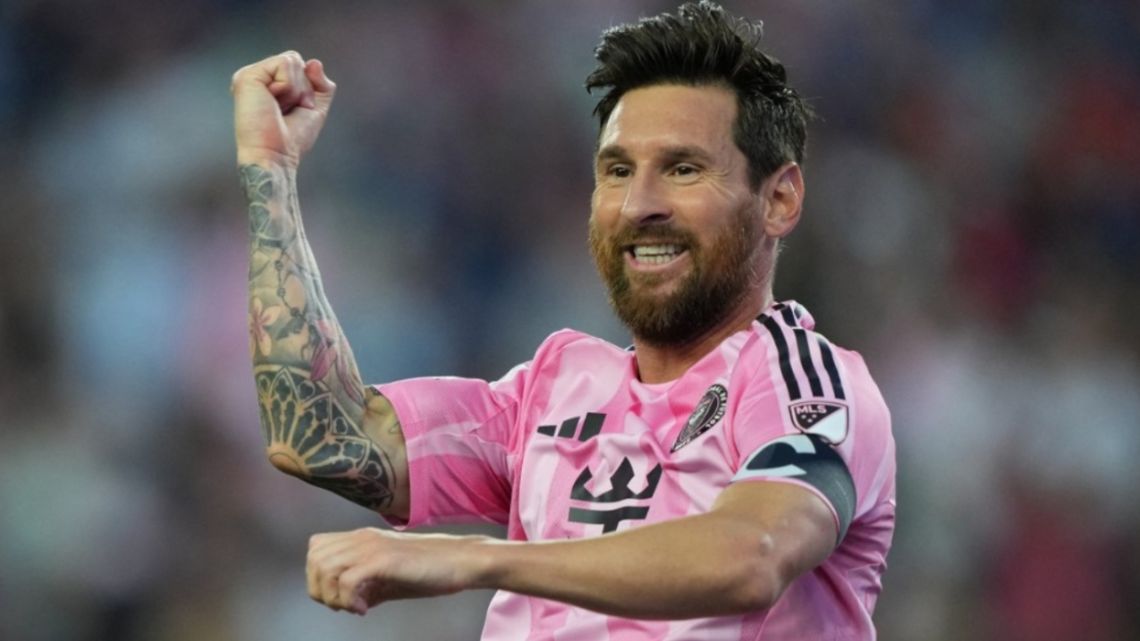 Messi iluminó la noche: doblete, magia y triunfo clave para Inter Miami en la MLS | 442