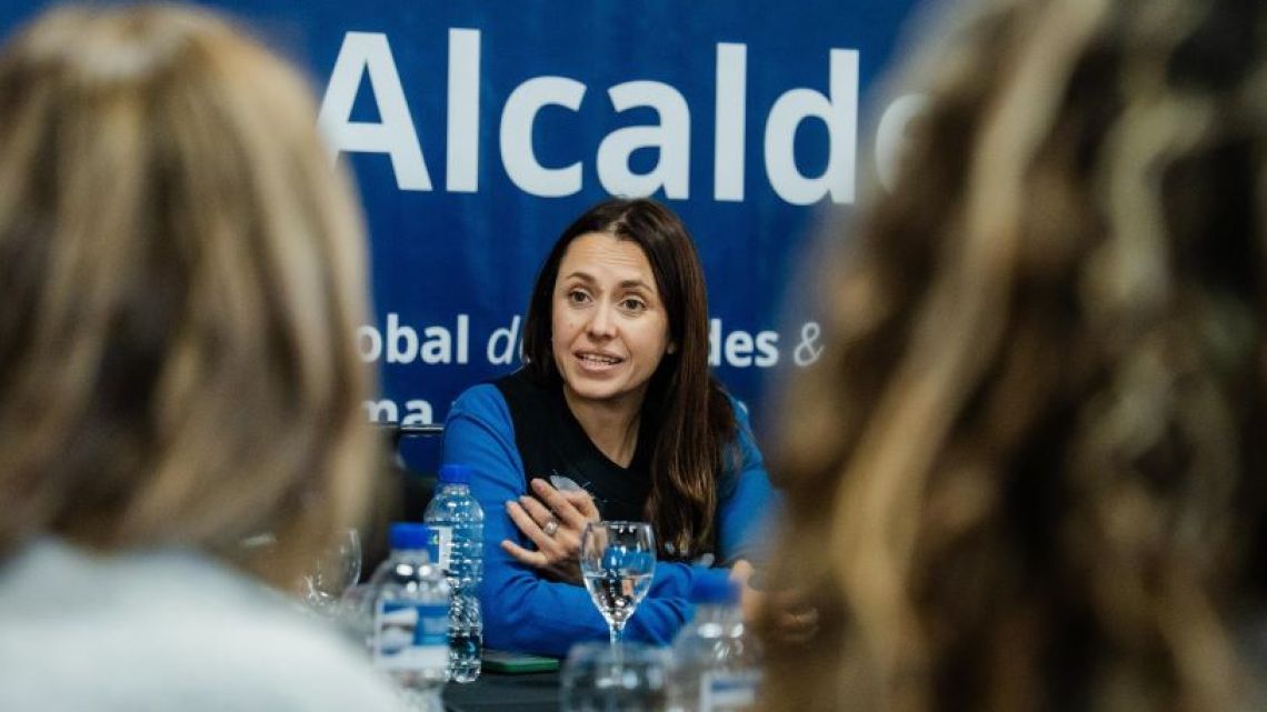 Carolina Basualdo: “cuando me cuestionan el costo de las tasas, les pregunto si saben cuánto ...