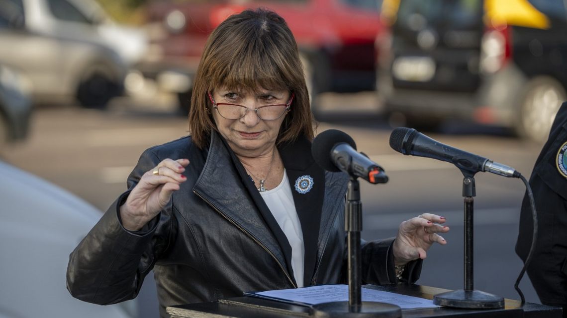 Javier Alonso cruzó a Patricia Bullrich por el crimen de Rita Suárez y ...
