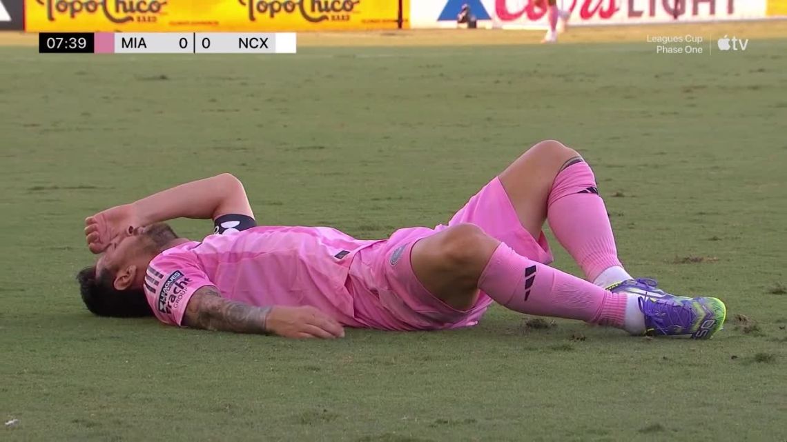 Lionel Messi se retiró lesionado a los 10 minutos en la victoria por ...