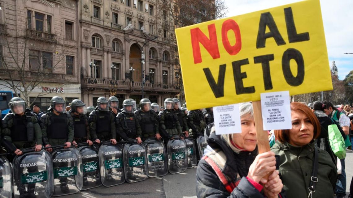 El Juzgado Federal de Campana frenó el veto de Milei a la Ley de Emergencia en Discapacidad | Perfil