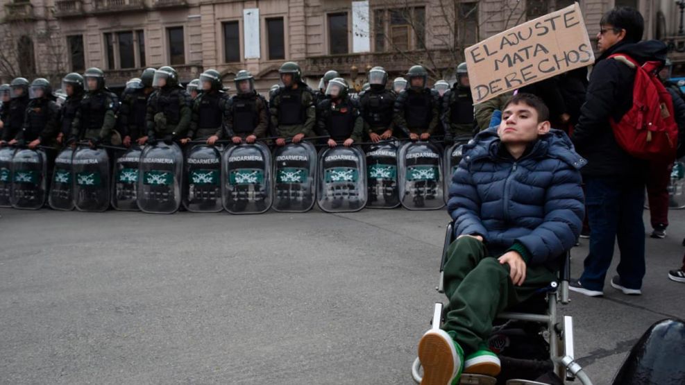 El Ejecutivo frenó la ley de discapacidad y estalló el conflicto con organizaciones | Perfil