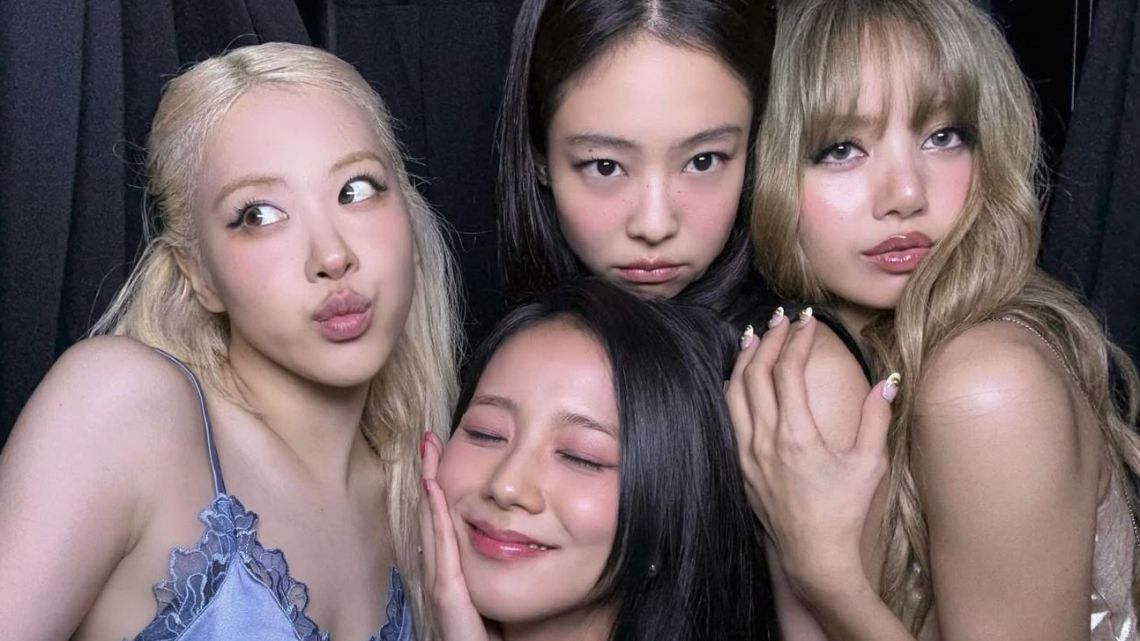 Jisoo Reveló Fotos Inéditas Con Jennie Rosé Y Lisa En El 9º