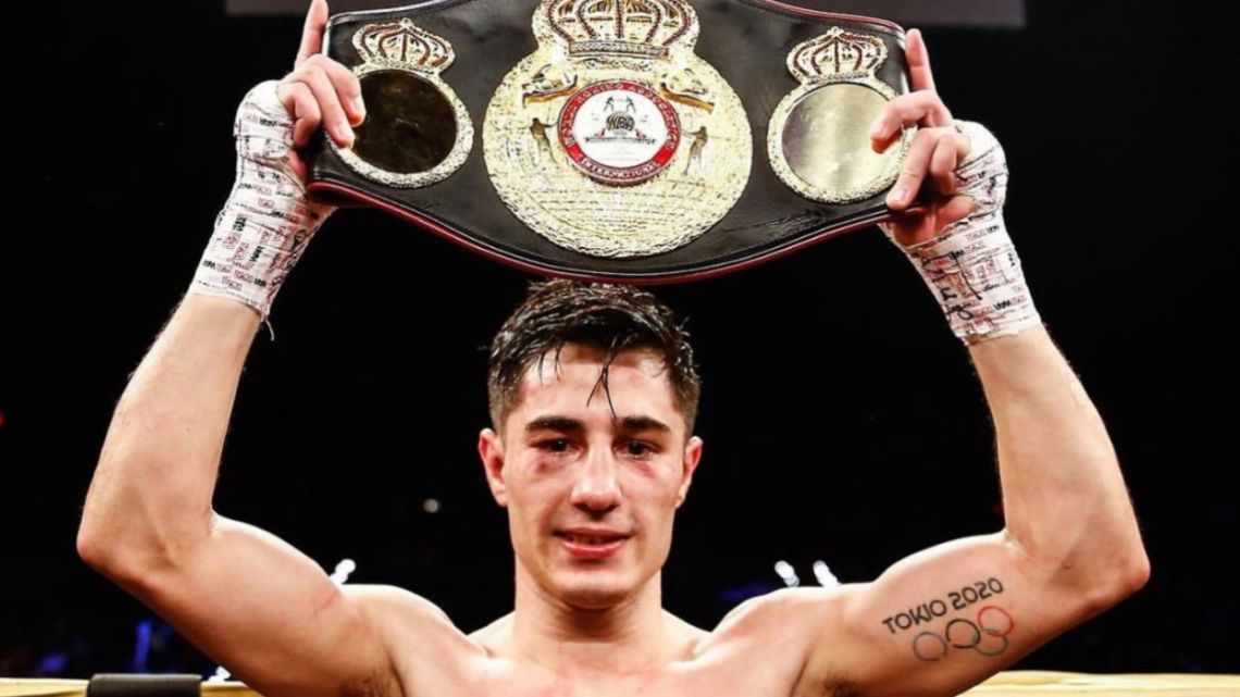 Mirco Cuello se metió en la historia del boxeo argentino: noqueó a Sergio Ríos y se consagró ...