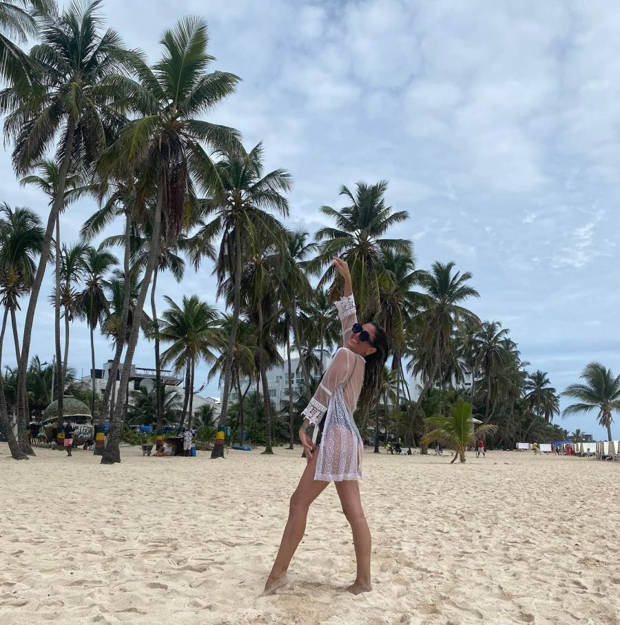 “La armonía entre mente, cuerpo, espíritu y tecnología”: Paula Peralta | Caras