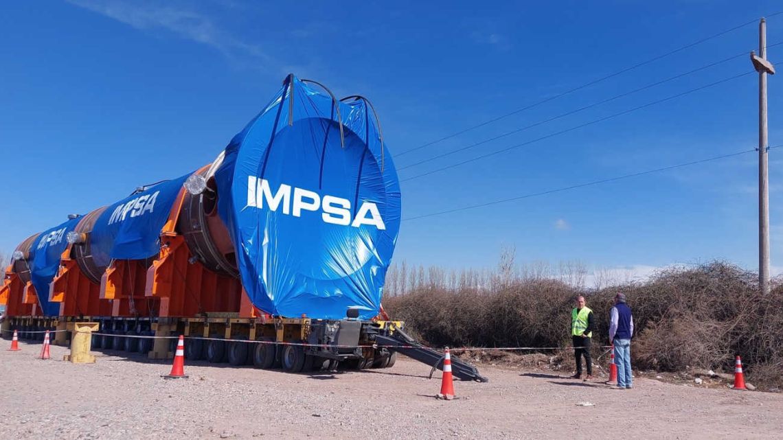 El reactor de IMPSA vuelve a circular rumbo a YPF: qué rutas estarán ...