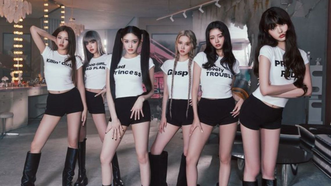 El grupo de K-Pop IVE lanzó su nuevo álbum "IVE SECRET" y el video de "XOXZ" | Exitoina