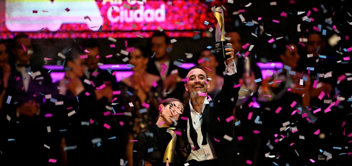 Dynamic Argentine duo win Stage final at World Tango Championship ...