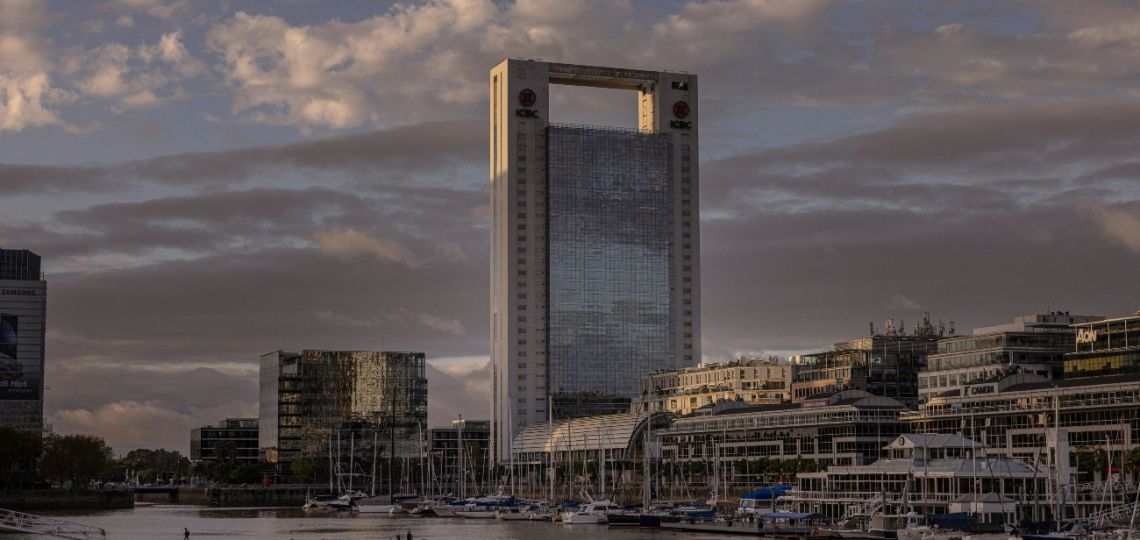 Milei government accuses Chinese bank of driving peso drop | Buenos ...
