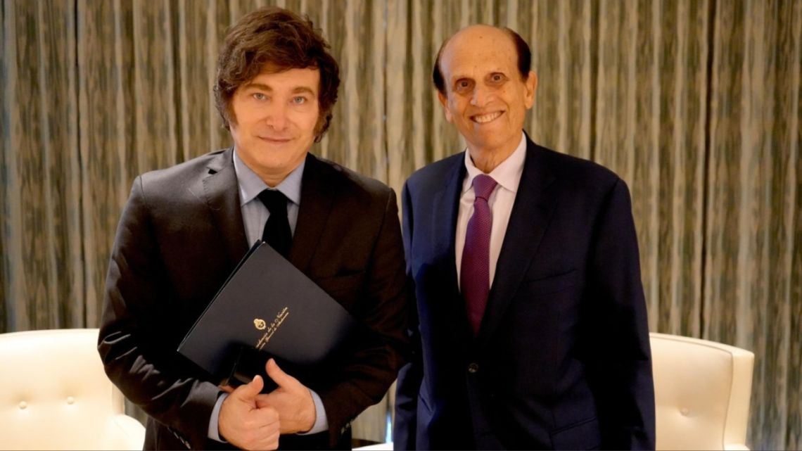 Quién es Michael Milken, el anfitrión de Milei en Estados Unidos ...
