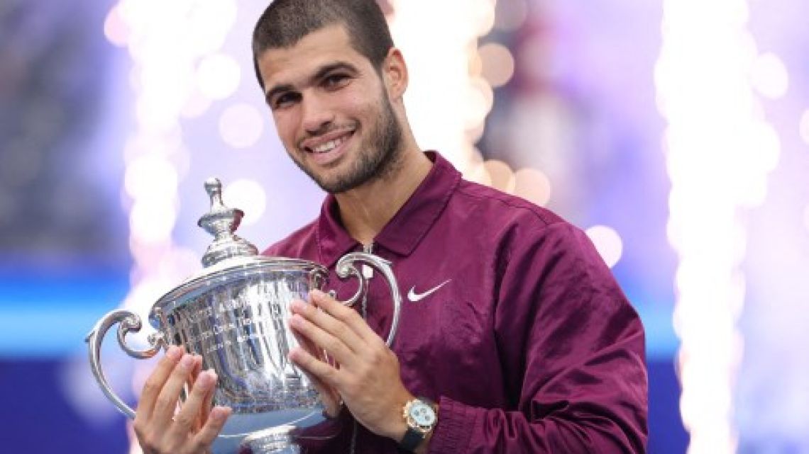 Alcaraz es campeón del US Open tras vencer a Sinner en la final y ...