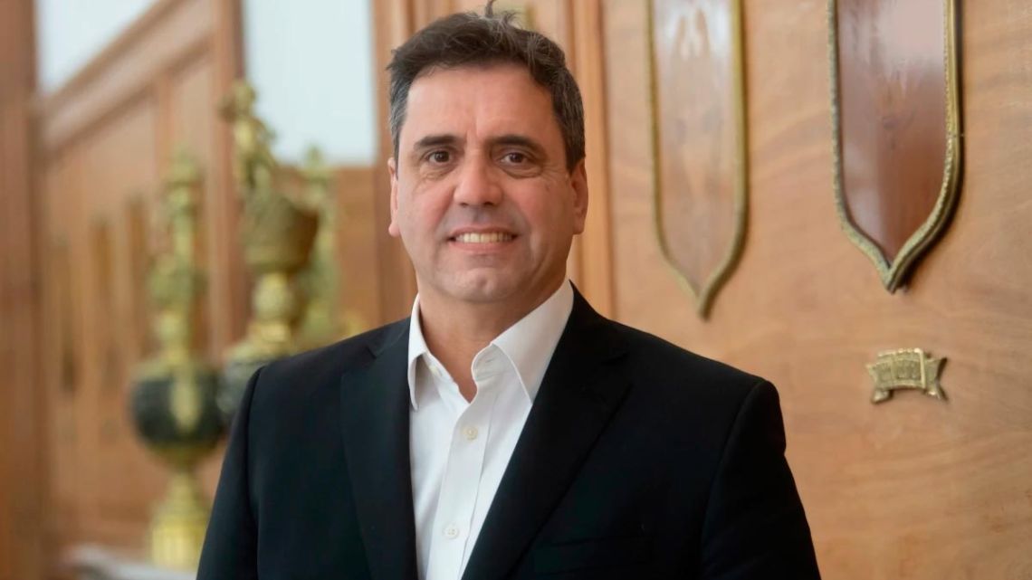 El nuevo ministro, Lisandro Catalán, a favor del diálogo y del veto a la ley de financiamiento ...