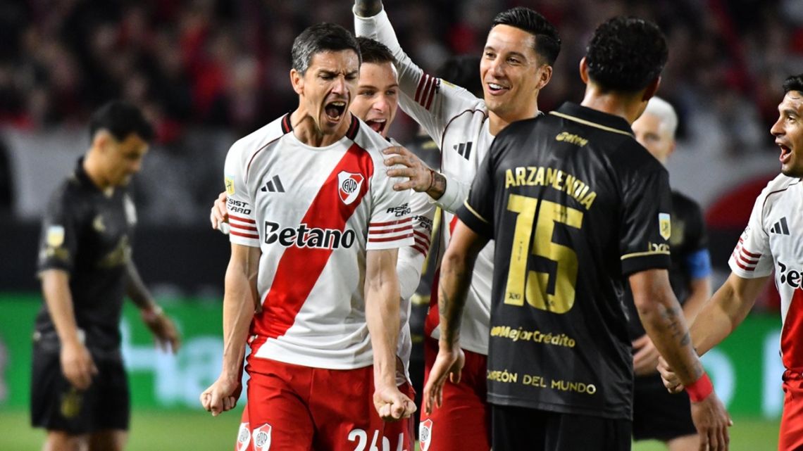 River ganó 2-1 en su visita a Estudiantes en un partido rodeado de ...