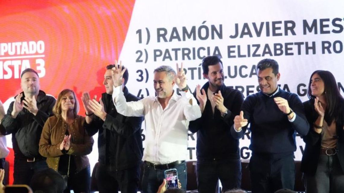 Cierre de campaña: Optimismo de Mestre "de que entra" para arengar a la ...