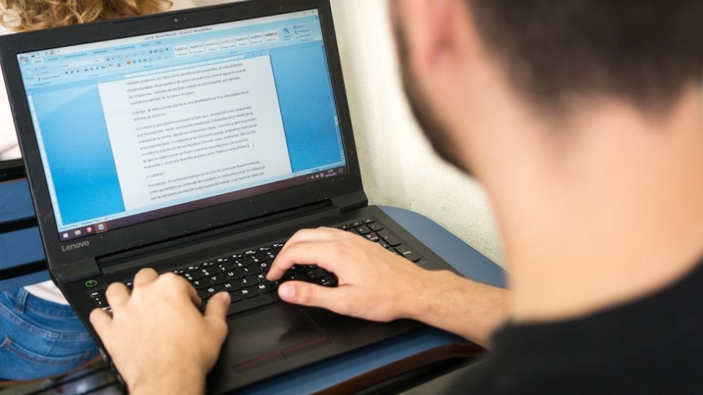 El programa UBA XXI alcanza un récord histórico de inscripciones | Perfil