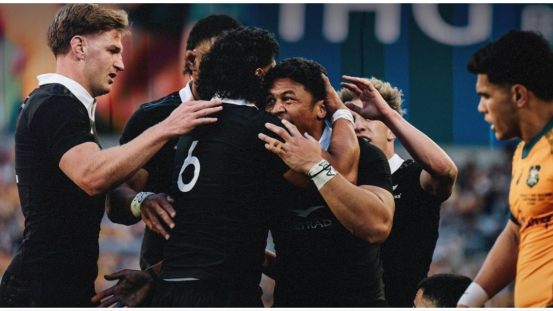 Los All Blacks derrotaron a los Wallabies y se afianzaron en la cima ...