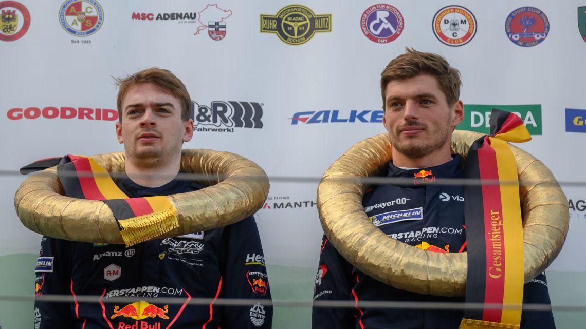 Max Verstappen se llevó el triunfo en Nürburgring con una Ferrari 296 ...