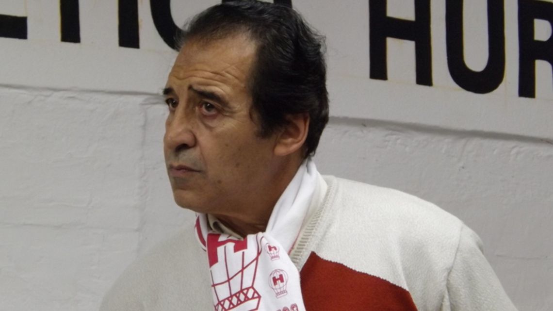 Murió Daniel Buglione, gloria del histórico Huracán de César Luis ...