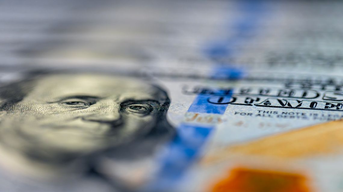 A cuánto cerró el dólar blue este miércoles 8 de octubre | Perfil