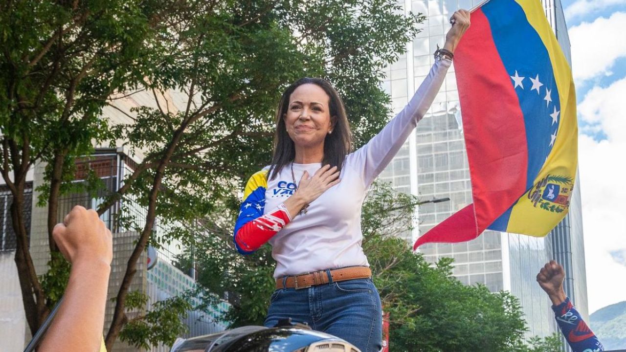 María Corina Machado, Nobel de la Paz 2025: la voz venezolana que inspira cambio | Marie Claire