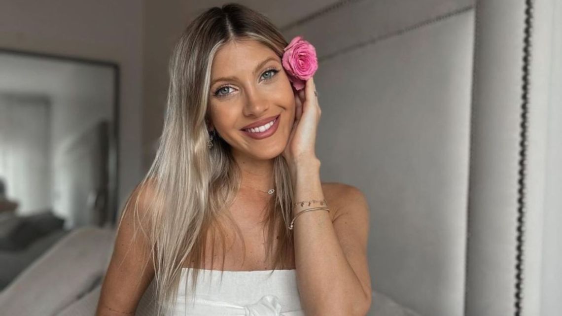 A días de anunciar su boda, Cande Ruggeri deslumbró con su look de ...