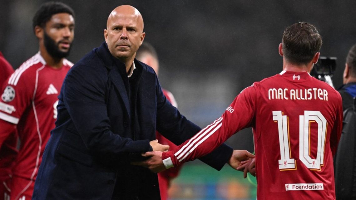 Liverpool profundizó su crisis deportiva sufriendo una dura eliminación ...