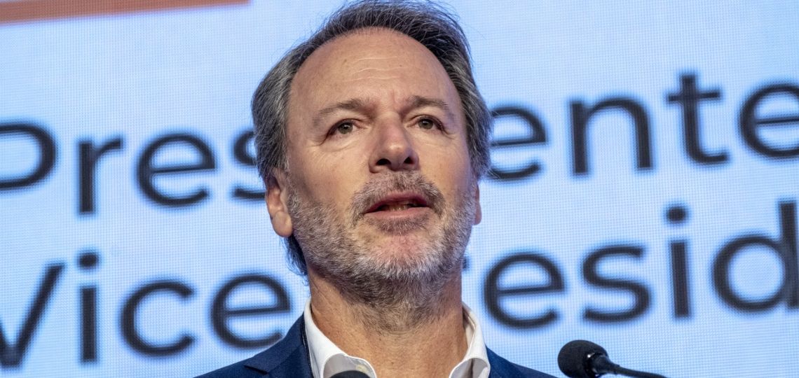 MercadoLibre calls for tighter rules on Asian e-commerce rivals ...