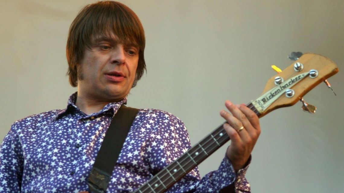 Falleció Gary “Mani” Mounfield, el histórico bajista de The Stone Roses ...