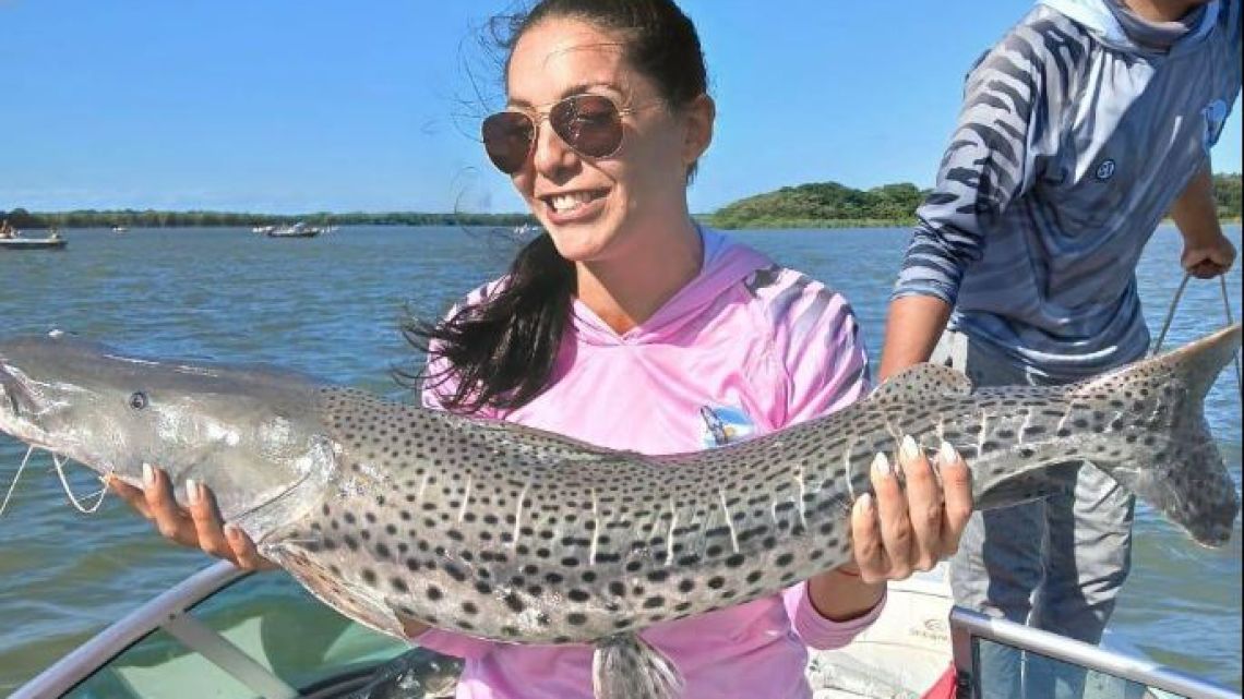 Concurso de Pesca en Ituzaingó: Julia Astorga ganó la pieza mayor con ...