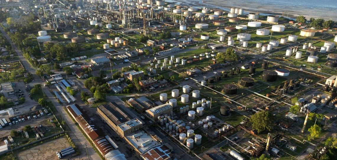 Mercuria, Vitol among bidders for Raizen Argentina refinery | Buenos ...